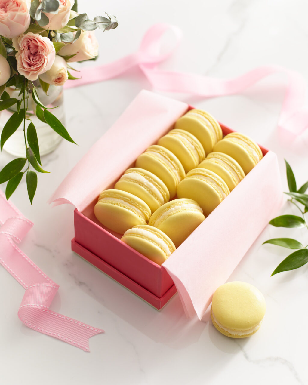 Lemon Custard Macarons - Get Cracking